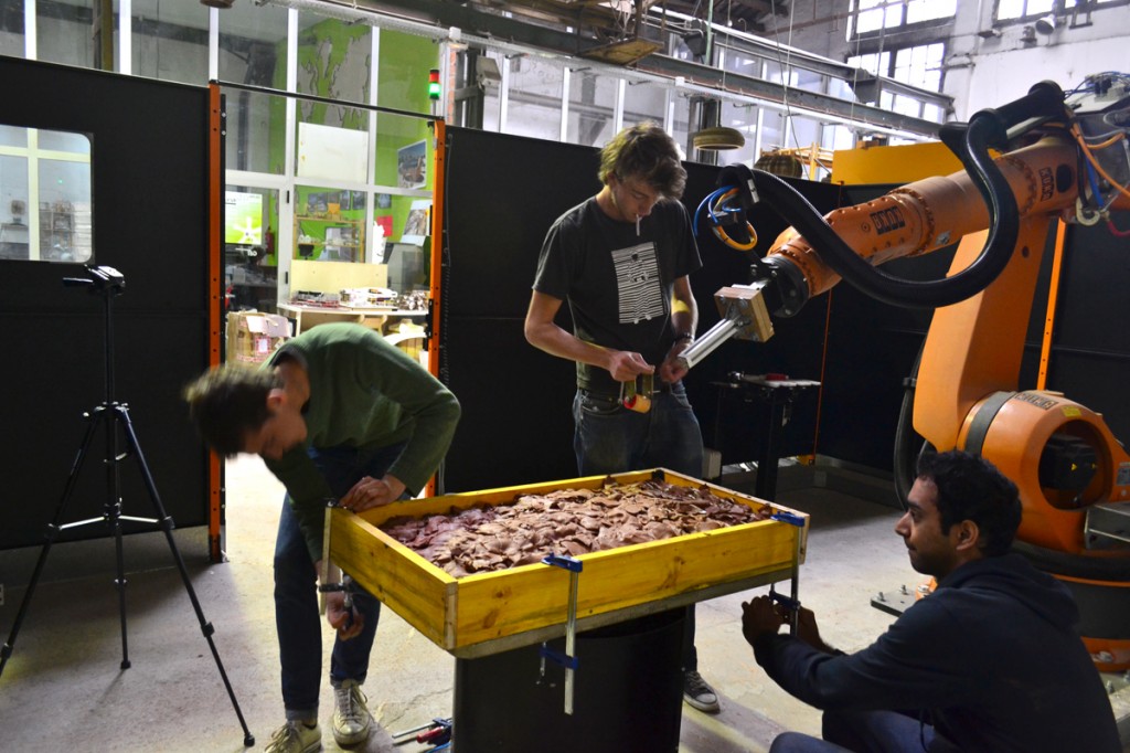 S.10 Robotic Sand Forming with Michael Knauss and Mirjan Ammar for ETH ...