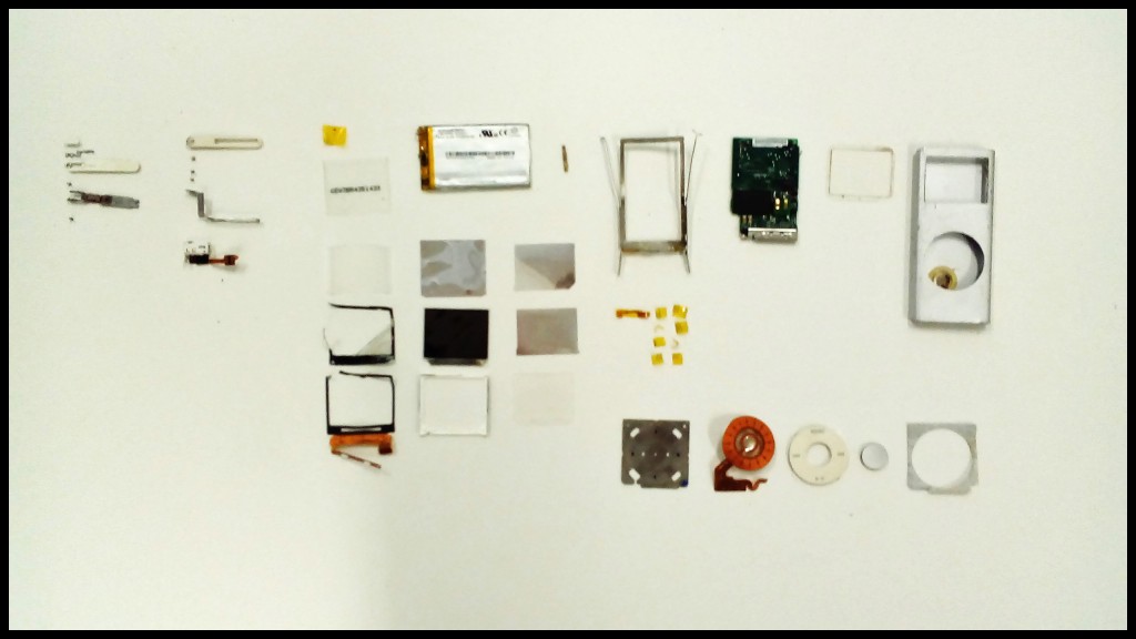 iPod Disassembly – IAAC Blog