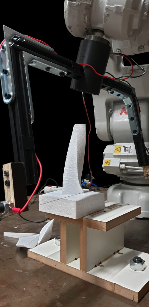 Robotic Stereotomy - Hot wire cutting – IAAC Blog