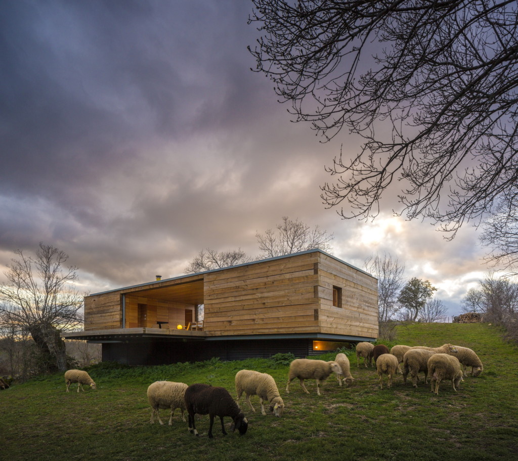 Case Study Four Seasons House